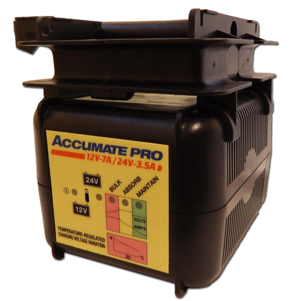 AccuMate PRO akkumulátor töltő